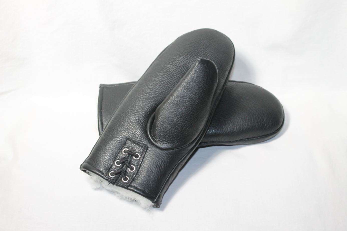 Fleece lined mitts | The Artisan's Book of Fetishcraft